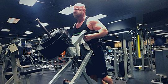 30-Minute Muscle Building Workout Plan: 4 Short and Intense Workouts ...